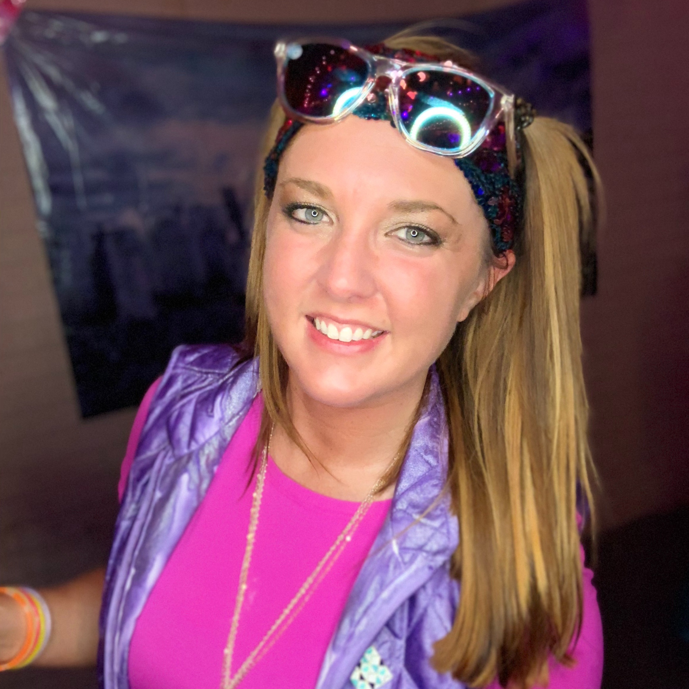 Reanna Davis's Instagram, Twitter & Facebook on IDCrawl