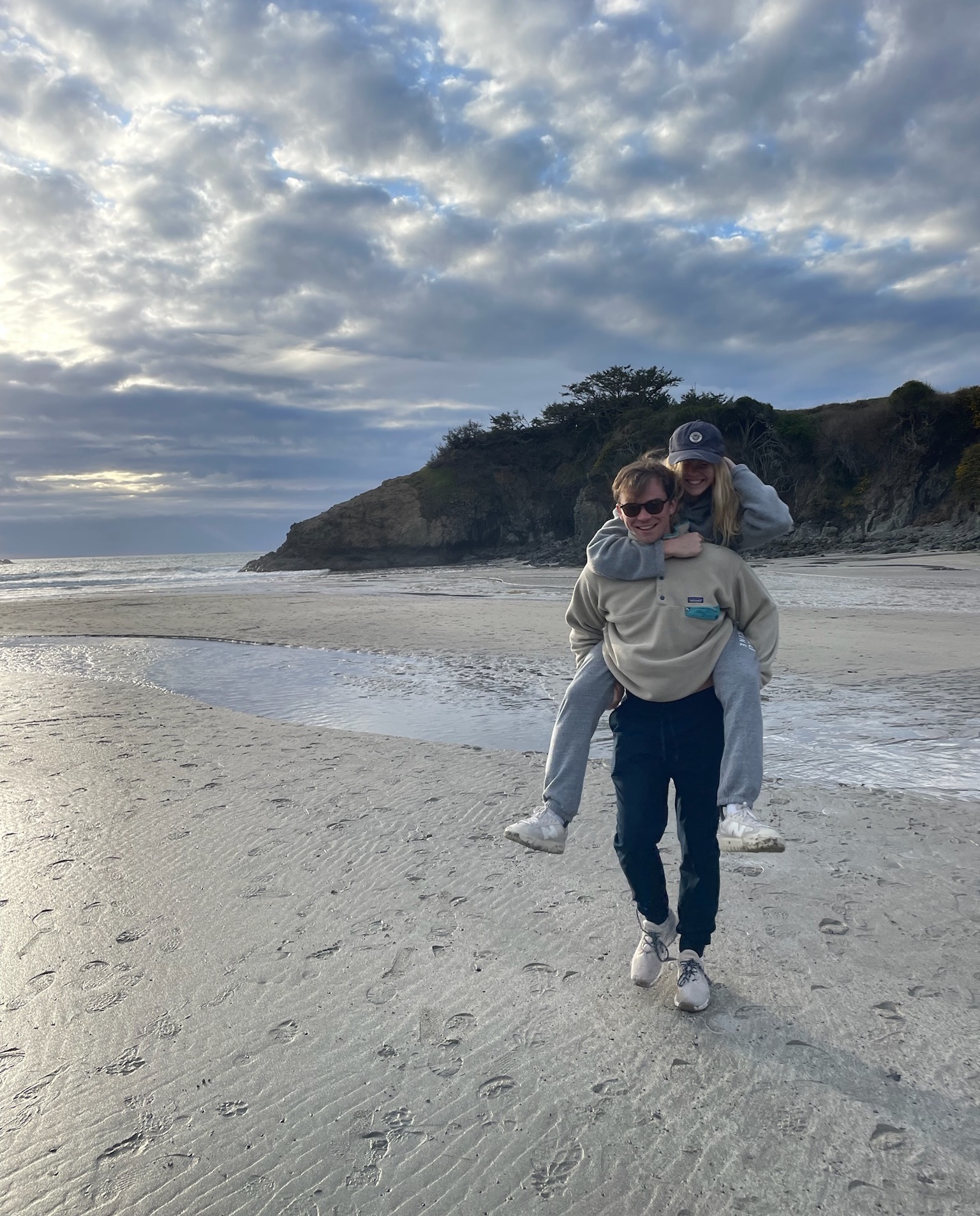 Georgiana Burnside & Dylan Johnson's Wedding Website